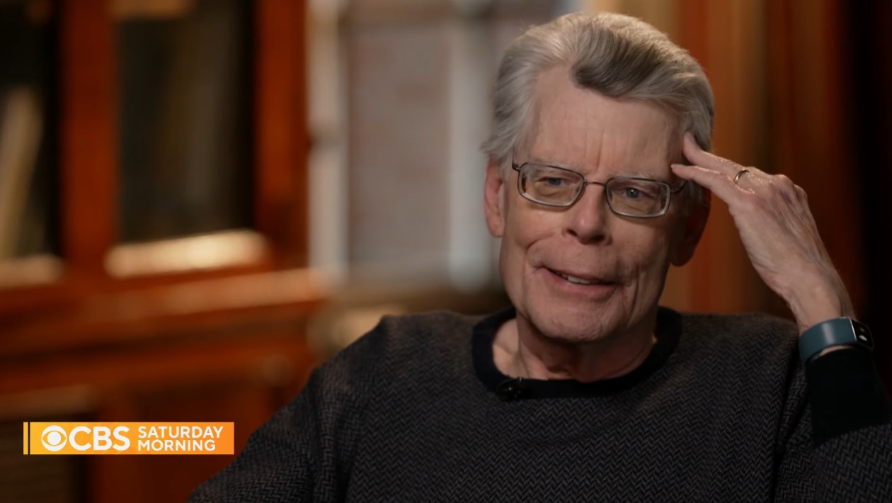 King promuje "Holly" w CBS Saturday Morning - Stephen King